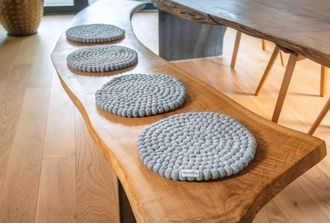 naturling Filzkugel Stuhlkissen - Sitzkissen rund 34cm 100% Schurwolle (Grau)