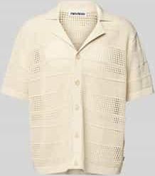 Review Freizeithemd mit Knopfleiste