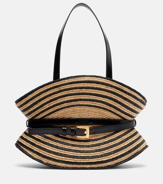 Balmain Gestreifte Schultertasche in Raffiabast-Optik