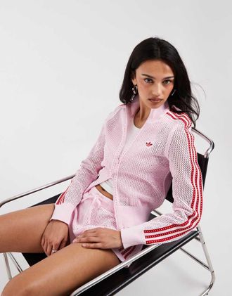 adidas Originals Haut de surv&ecirc;tement en maille crochet&eacute;e - Rose/rouge