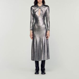 Sandro Langes Metallic-Kleid