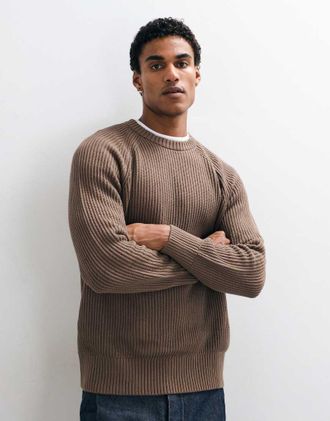 Selected gestrickter Fischerrippen-Pullover in Braun