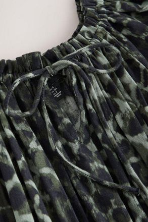 Next Midikleid Off-Shoulder-Midikleid mit Streifen (1-tlg)