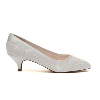 Rainbow Club Damen Bobbie Lace Pumps, elfenbeinfarben, 39 EU