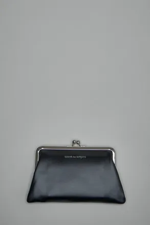 Comme Des Gar&ccedil;ons Kiss Clasp Wallet