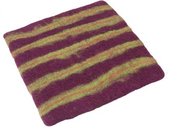 Guru Shop Filz Stuhlauflage, Boho Sitzkissen, Handgefertigtes Eckiges Filzkissen 35x35 cm - Lila Lemon/Hellbraun, Wolle