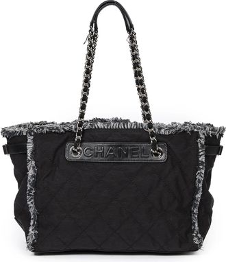 Chanel Crossbody Bags - Horizontal Tweed Fringe Chain Tote - Gr. unisize - in Schwarz - f&uuml;r Damen