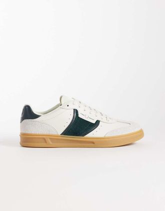 Fred Perry B4 - Strukturierte Wildleder-Sneaker in Ecru/Gr&uuml;n mit Logo-Mehrfarbig