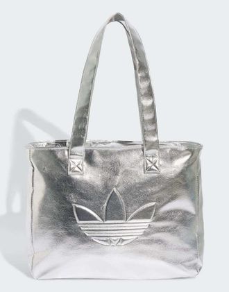 adidas Originals Shopper-Tasche aus Metallic-PU in Silber-Metallic