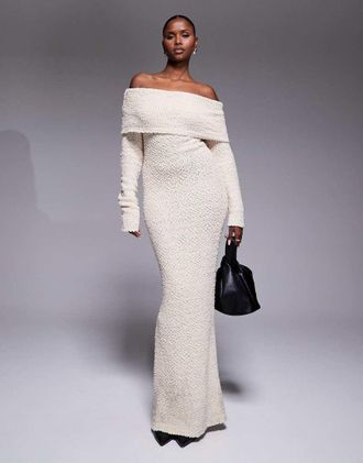 JLUXLABEL Olivea - Boucl&eacute;-Maxikleid in Elfenbein mit Bardot-Ausschnitt und Umschlag-Wei&szlig;