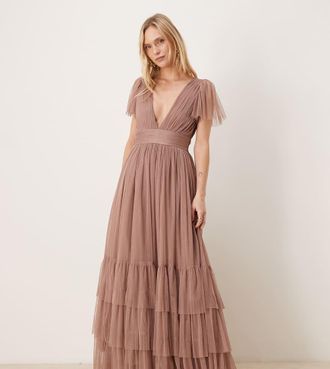 Lace & Beads Petite Madison - Robe longue de demoiselle dhonneur avec manches &eacute;vas&eacute;es - Taupe-Neutre