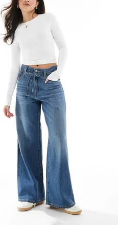 Levi's XL - Jeans in Mittelblau mit geradem, lockerem Schnitt-Marineblau