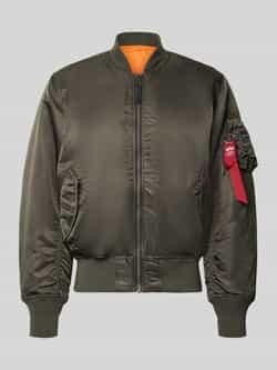 Alpha Industries Bomberjacke mit Pattentaschen und Label-Applikation