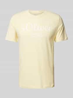 s.Oliver Red Label Regular Fit T-Shirt aus reiner Baumwolle mit gro&szlig;em Label Print