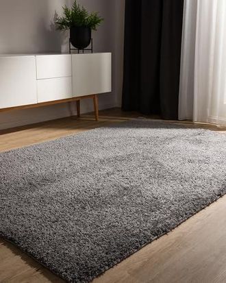 benuta Basic Tapis Poil Long Sohari - Gris 120x170 cm - Lavable - Minimaliste - Doux - pour Chambre, Couloir, Salle &agrave; Manger - Compatible avec Chauffage au S