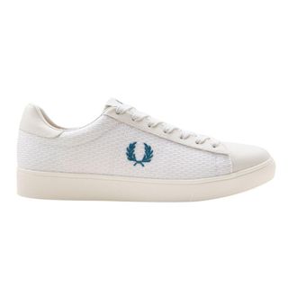 Fred Perry Sneaker Mit Blauem Lorbeerkranz-logo In Wei&szlig;