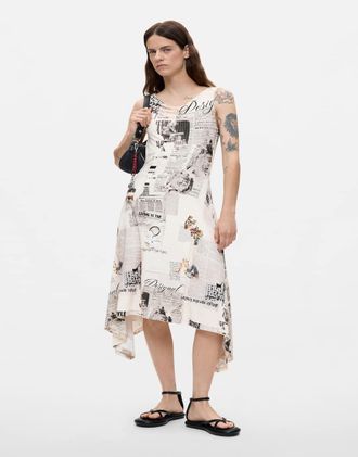 Desigual robe imprim&eacute;e sans manches en blanc