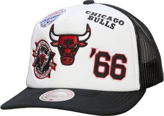 Mitchell & Ness Mesh Trucker Cap - Gridlock Chicago Bulls