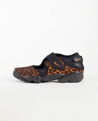 Nike Air Rift Sneaker mit Leopardenmuster aus Ponyhaar-Neutral