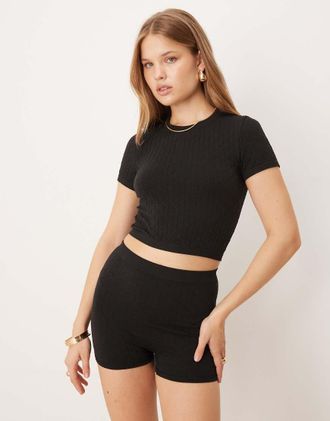 Calvin Klein Nahtlose, knappe Shorts in Schwarz