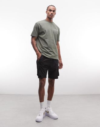 Capo Leichte Cargo-Shorts in Schwarz
