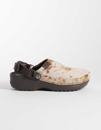 Crocs Crafted Clogs aus Ponyhaar mit Kuhmuster-Multi