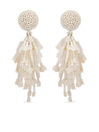 Oscar De La Renta boucles doreilles pendantes à perles - Blanc