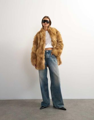 Topshop kragenloser Mantel in mittlerer L&auml;nge aus faux-fur in Multi