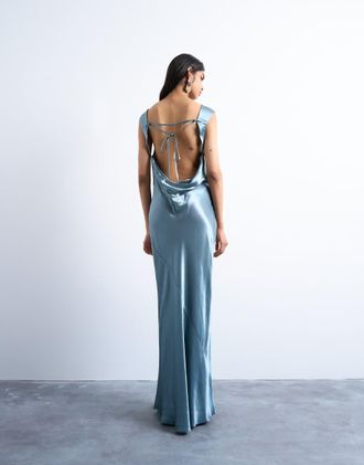 Topshop Satin-Midikleid in Slate mit R&uuml;ckenausschnitt-Grau