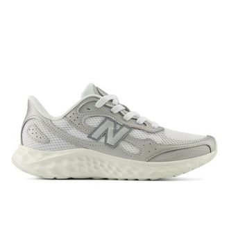 New Balance Femme Fresh Foam Arishi v4 TIRALUX en Gris/Blanc, Synthétique, Taille 36.5