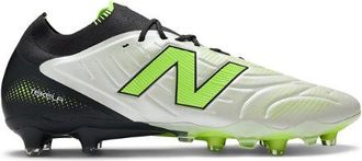 New Balance Unisex TEKELA ELITE LOW LACED FG V5 in Weiß/Schwarz/Grün, Größe 41.5