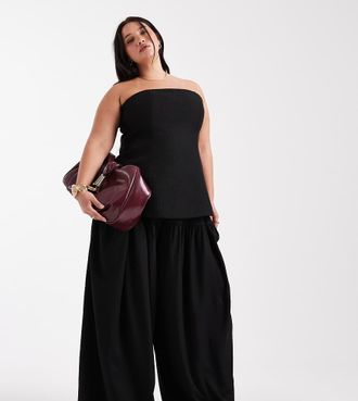 Asos Curve ASOS DESIGN Curve - Pantalon densemble ajusté coupe bouffante en maille bouclée - Noir