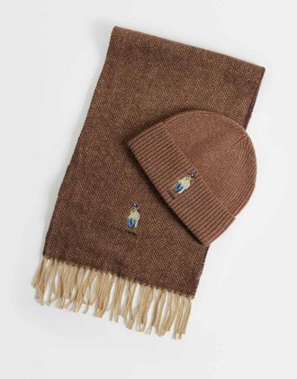 Polo Ralph Lauren coffret cadeau &eacute;charpe et bonnet &agrave; imprim&eacute; ours marron