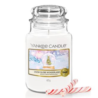 Yankee Candle Company Duftkerze | Gro&szlig;e Snow Globe Wonderland Duftkerze im Glas | Snow Globe Wonderland Kollektion | Brenndauer: bis zu 150 Stunden | Perfekte Geschenke f&uuml;r
