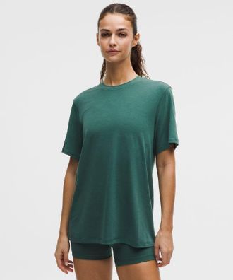 lululemon Trainings-T-Shirt aus Jersey f&uuml;r Frauen - Gr&ouml;&szlig;e 10 in Deep Marina
