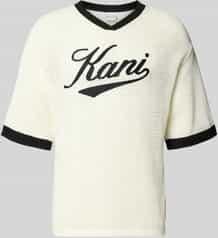 Karl Kani T-Shirt in H&auml;kel-Optik mit V-Ausschnitt