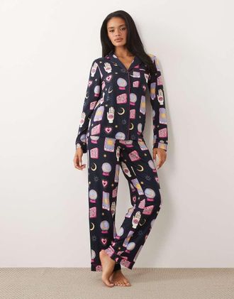 Chelsea Peers Halloween lang&auml;rmeliges Pyjama-Set in Marineblau mit Tarotkarten-Print-Navy
