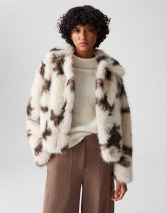 OPUS Winterjacke HAJORA verkürzt in Felloptik lockere Passform, weicher Griff, voluminöser Fall