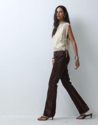 Asos jean &eacute;vas&eacute; en bas floqu&eacute; chocolat-Marron