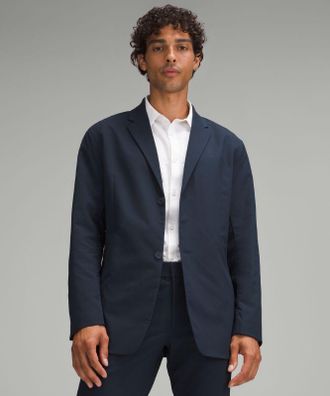 lululemon New Venture Blazer mit Knopfleiste f&uuml;r M&auml;nner - Gr&ouml;&szlig;e 2XL in True Navy