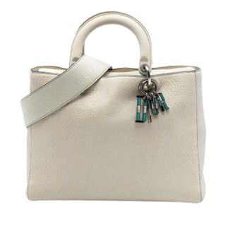 Dior Sac &agrave; main Lady Dior doccasion - Femme - Pre-owned - Blanc - Taille: ONE Size
