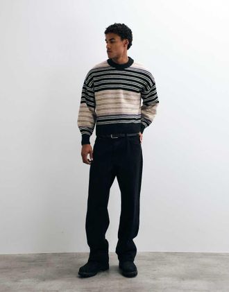 Weekday Pullover aus Wollmix in Beige, Schwarz und lila Streifen