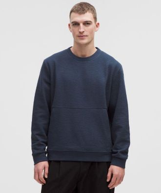 lululemon Sweat col rond en Spacer textur&eacute; pour Hommes - Bleu - Taille 2XL