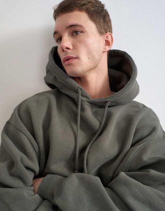 Topman Kapuzenpullover mit boxy Fit, Destroyed-Effekten und Waschung in Khaki-Gr&uuml;n