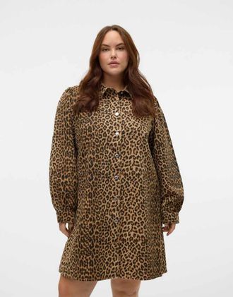 Vero Moda Curve Jeanskleid in Cremewei&szlig;