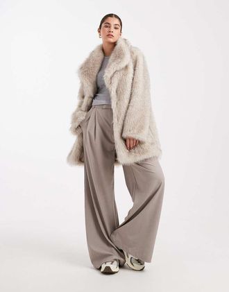 South Beach Mittellange Jacke aus langflorigem meliertem Kunstpelz in Beige mit Kragen-Neutral