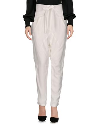 Chlo&eacute; HOSEN & R&Ouml;CKE - Hosen auf YOOX.COM