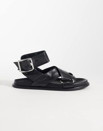 Asos Forrest - Hochwertige Ledersandalen in Schwarz mit Fu&szlig;bett