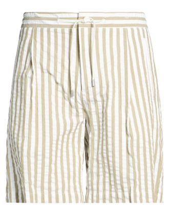 Lardini HOSEN & R&Ouml;CKE - Shorts & Bermudashorts auf YOOX.COM