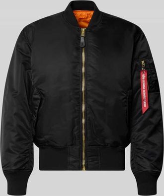 Alpha Industries Bomberjacke mit Pattentaschen und Label-Applikation